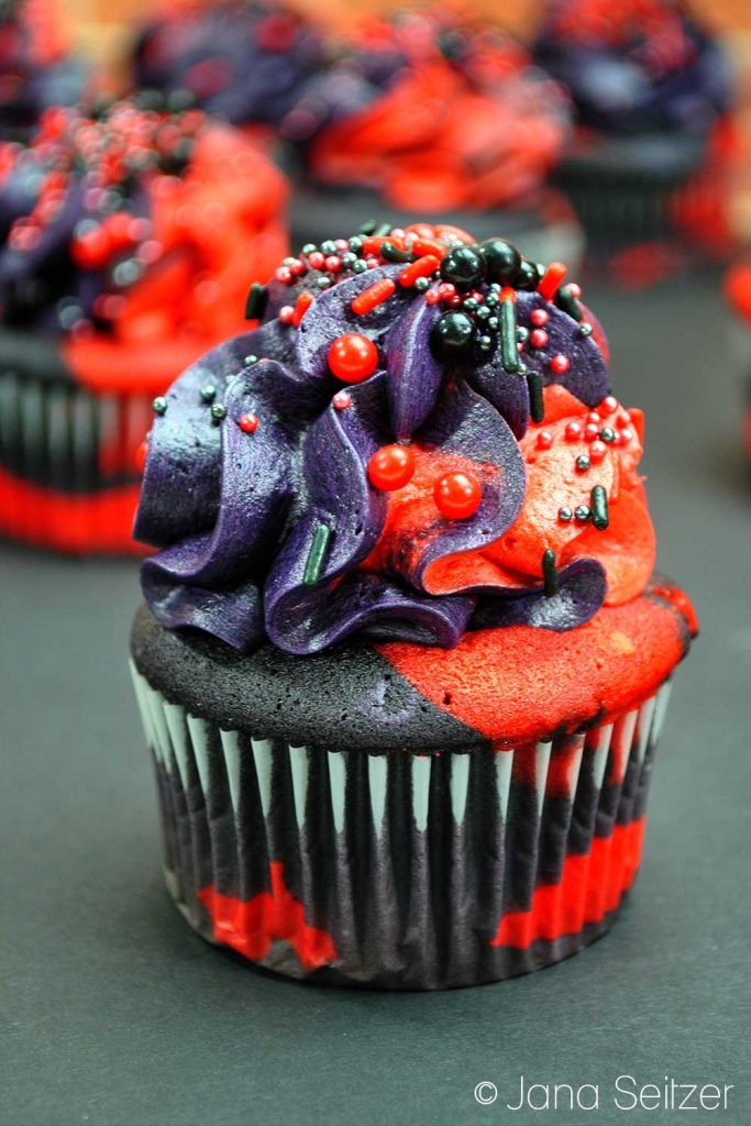 Deadpool Cupcakes » Whisky + Sunshine