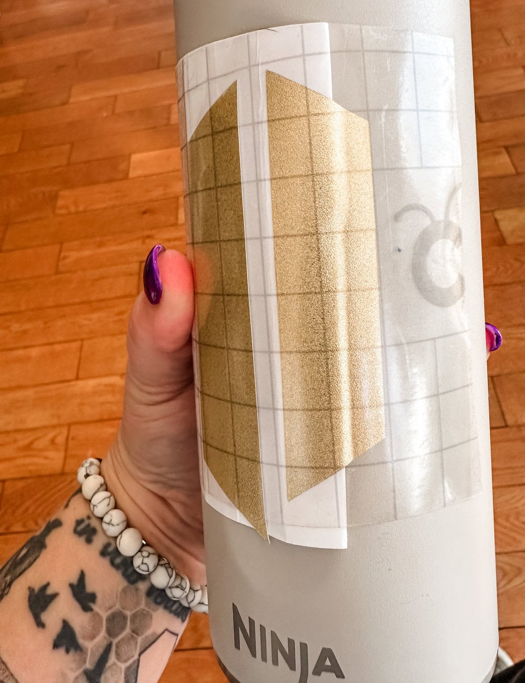 DIY Star Trek Prodigy Combadge Vinyl Sticker » Whisky + Sunshine